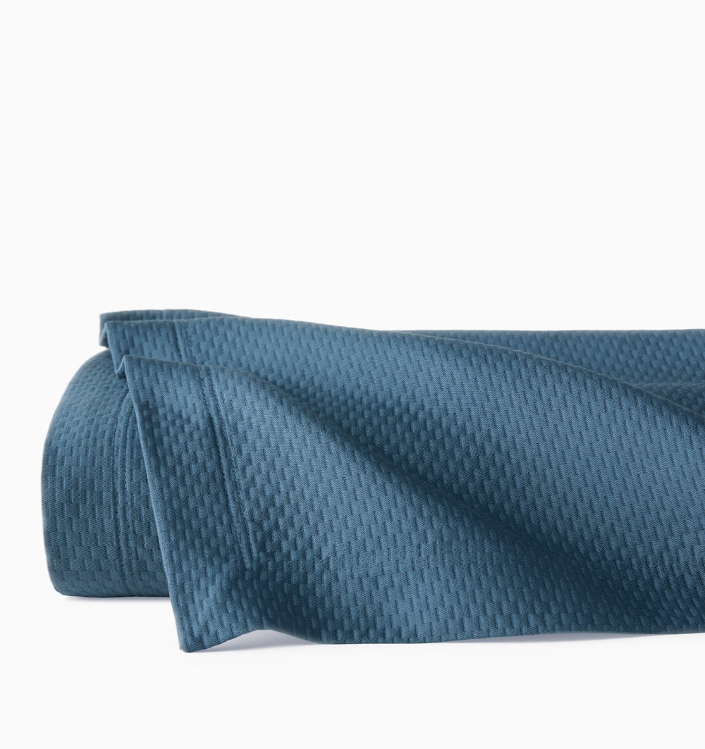 Perrio Coverlet - Luxury Cotton Bedspread | SFERRA