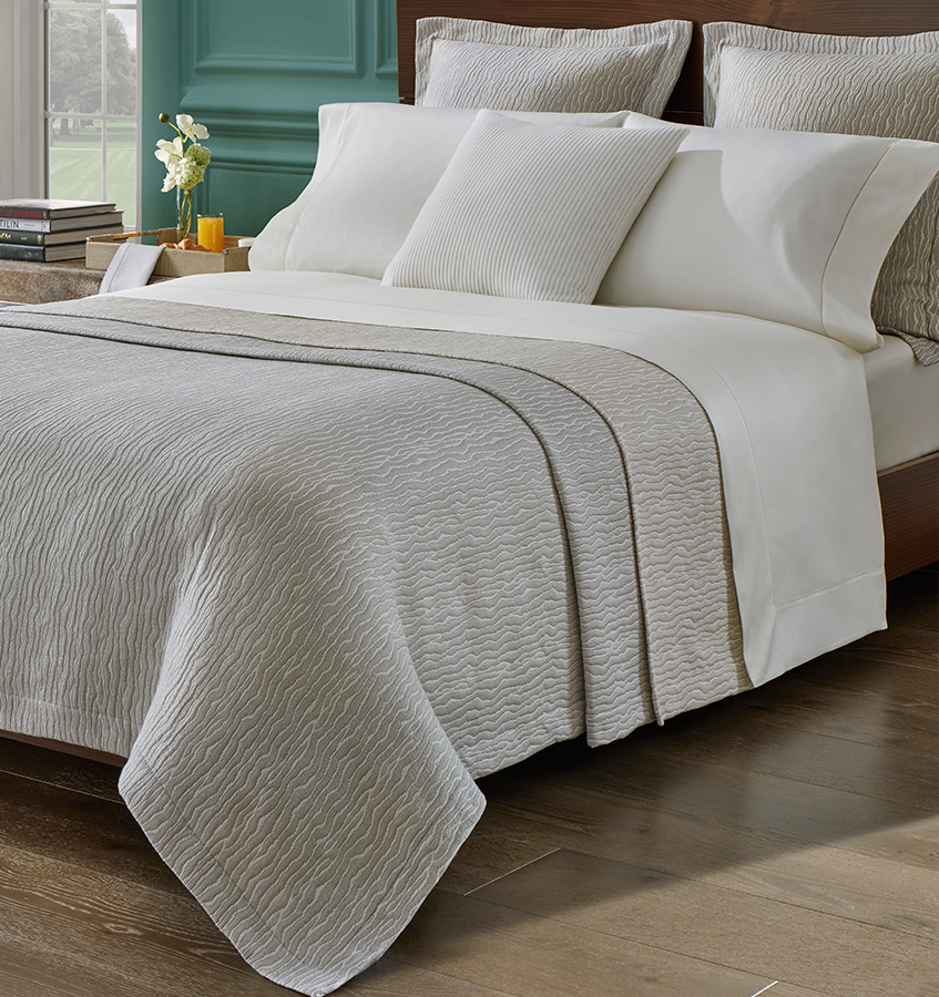 Ondate Blanket Cover - Luxury Cotton Coverlet | SFERRA